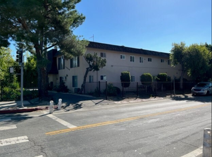 20 Unit Apartment Building for Sale-Վաճառվում է 20 բնակարանանոց շենք ...