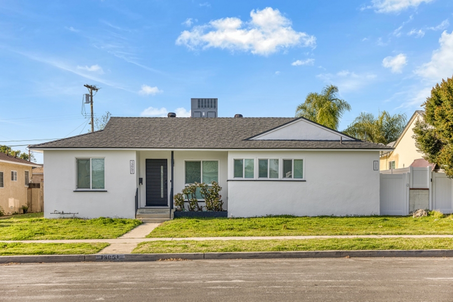 Newly Remodeled Home for Rent Utilities Included - Վարձով է ...