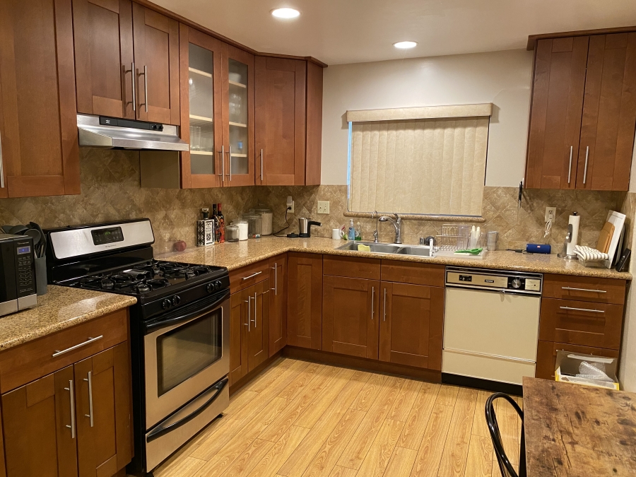 Modern Large Condo in Gated Complex (Near Americana) - ArmenianBD.com ...