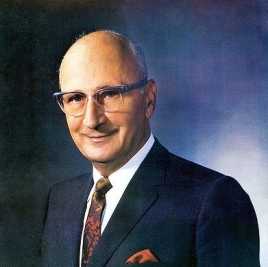 Alex Manoogian